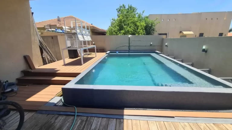 בריכות שחייה - Plastweld Pools